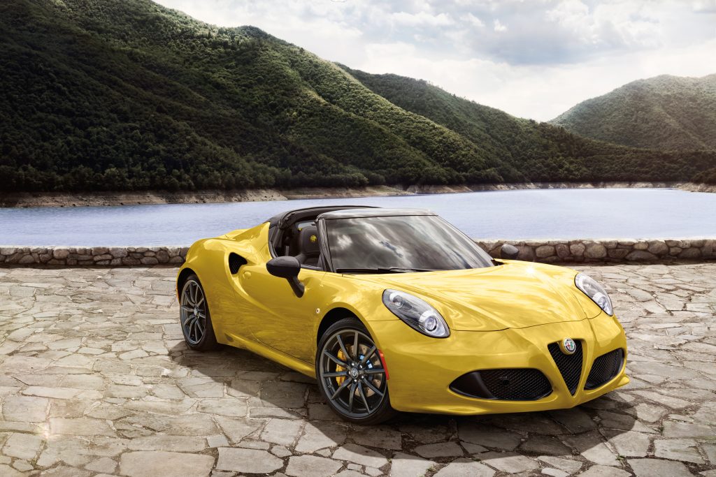 Alfa Romeo 4C Versus Lotus Elise