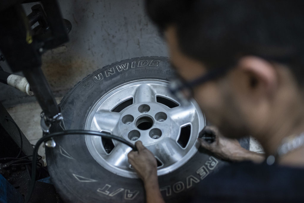 Can Car Tires Pop From Over Inflation?