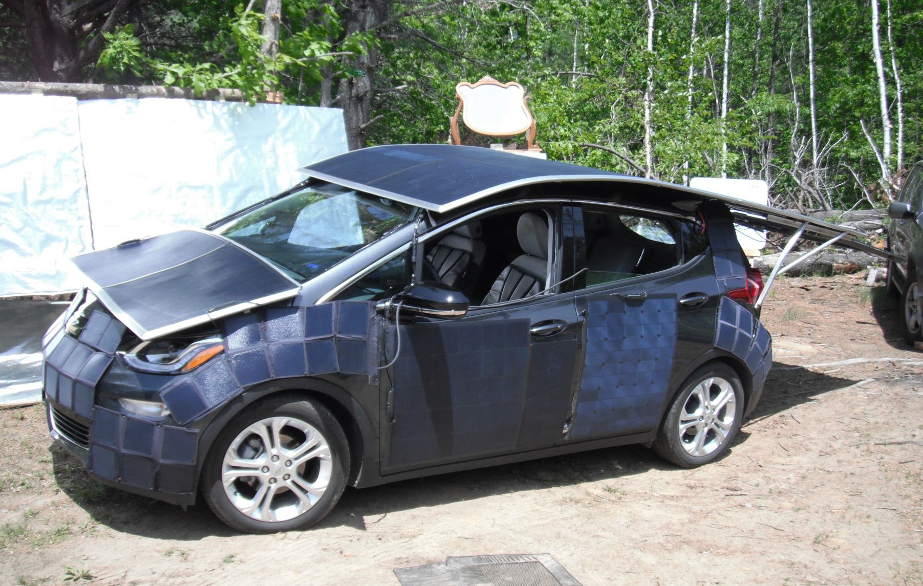 Chevy Bolt Is 100% Solar Charged