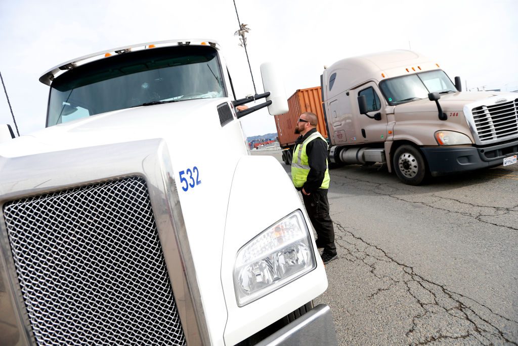 The EPA Will Finally Make It Harder for Heavy-Duty Trucks to Spew Pollution