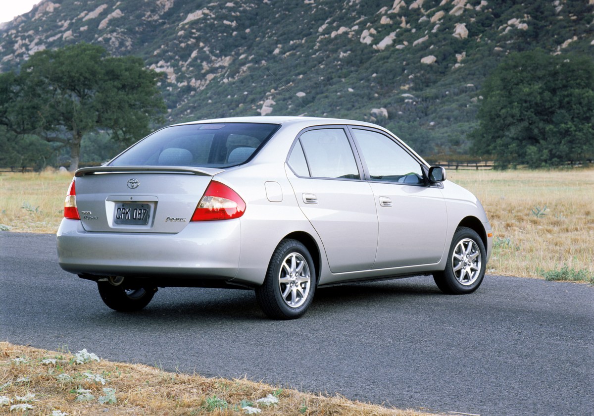 Fuel-Saver Flashback: First-Generation Toyota Prius