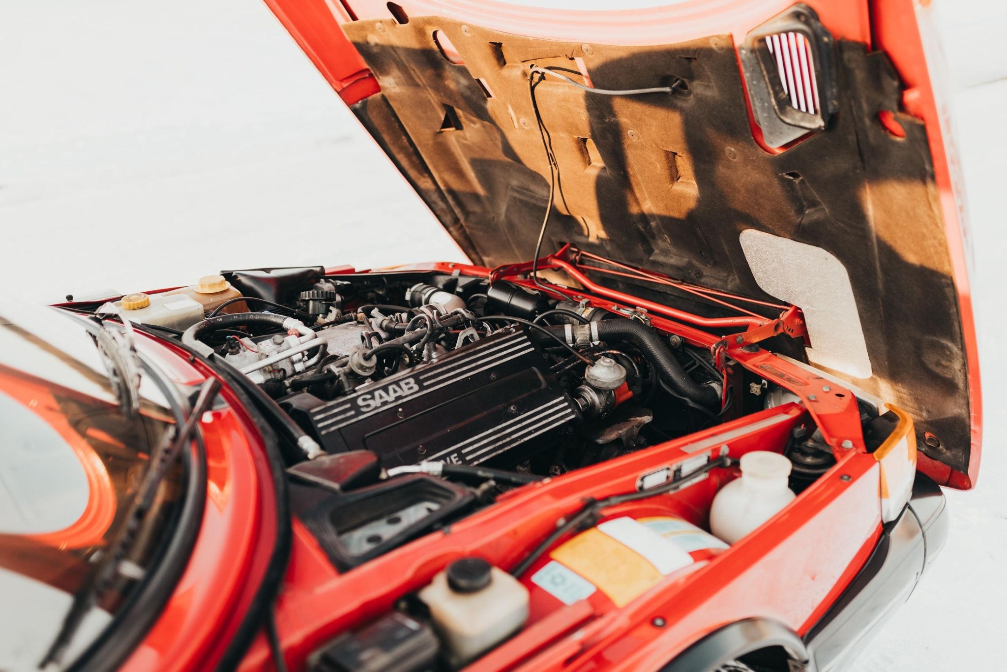 The Saab 900 Turbo Was the First Modern Hot Hatch