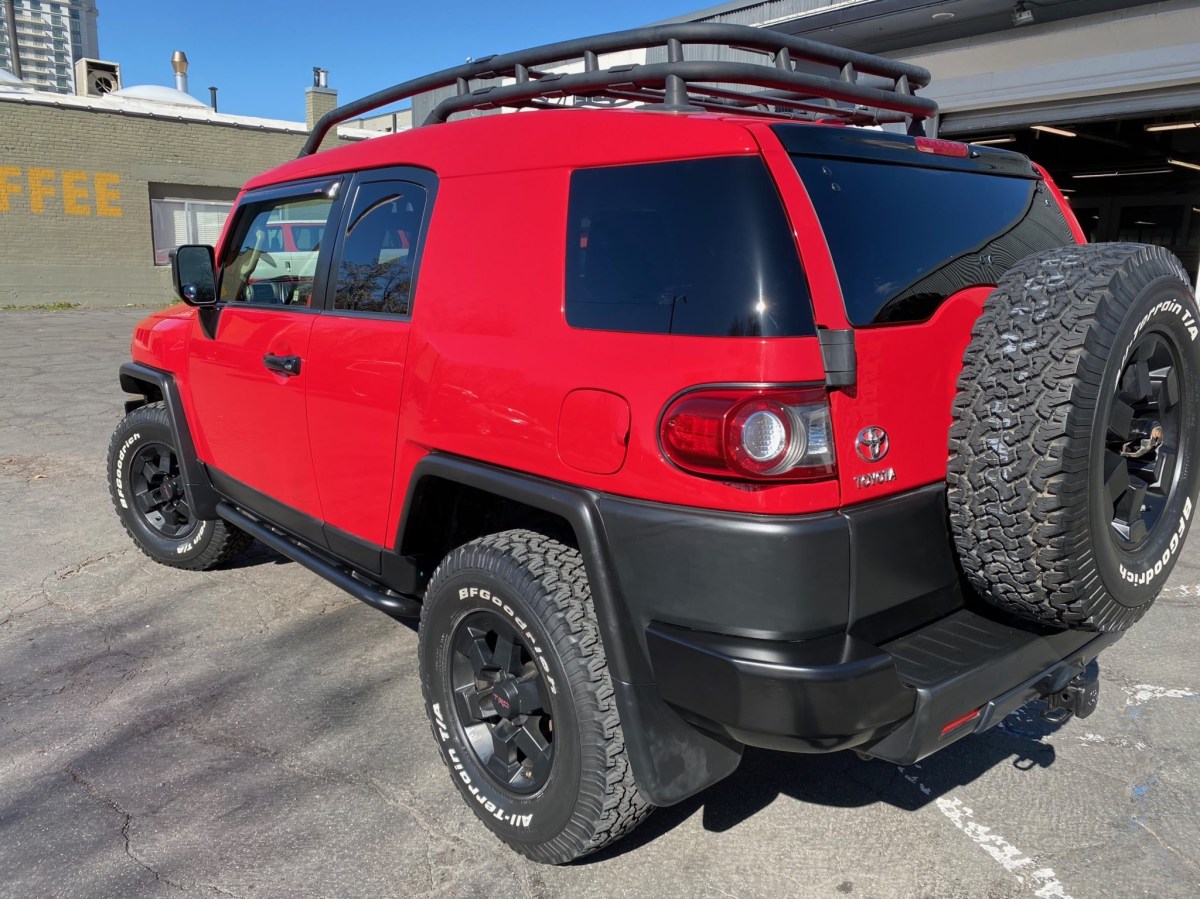 The Toyota FJ Cruiser Is the Best Used Toyota SUV You Can Buy