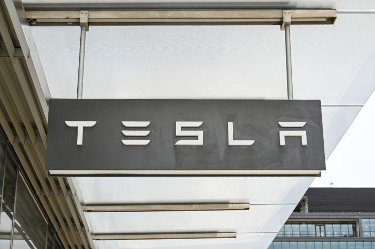 Tesla Trouble: Owners Are Filing a Lawsuit Over Vehicle’s Failing Feature