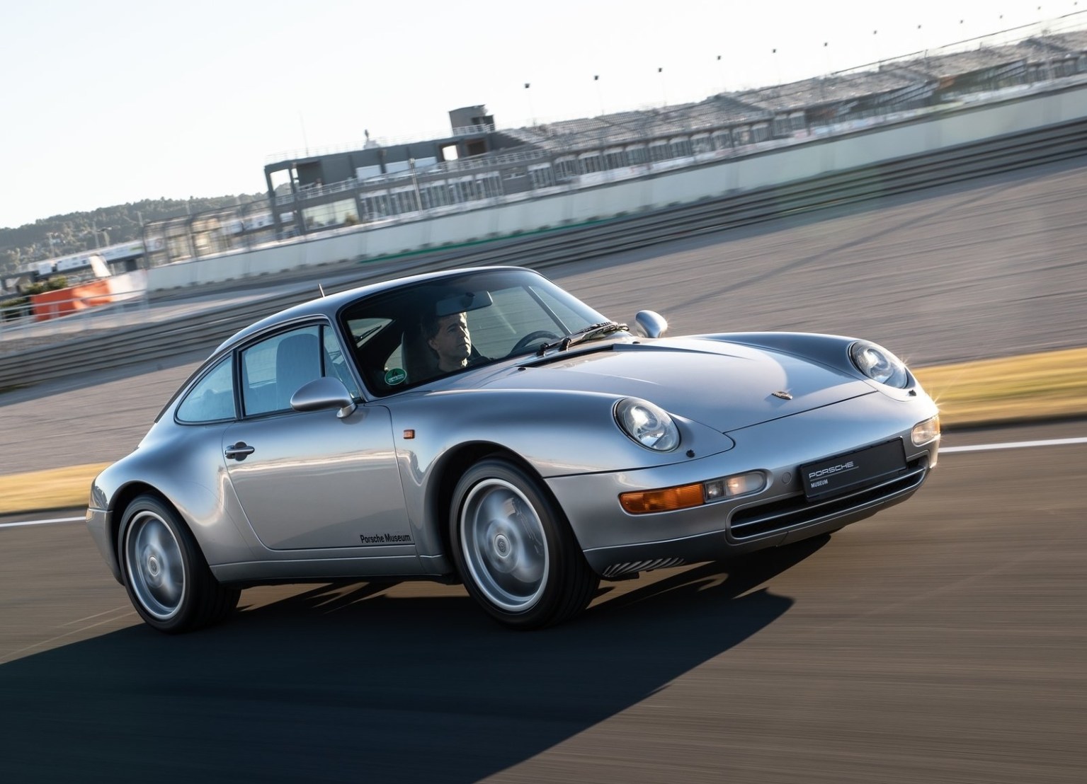 What Makes the Porsche 993 911 So Desirable?