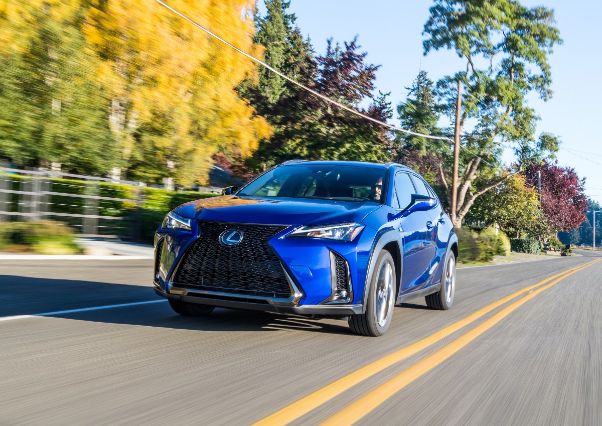 Is the Lexus UX 250h Just a Fancy Toyota Corolla Hybrid?