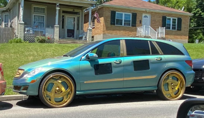 Motorbiscuit's Freak Show Friday: Freakish TV Trend