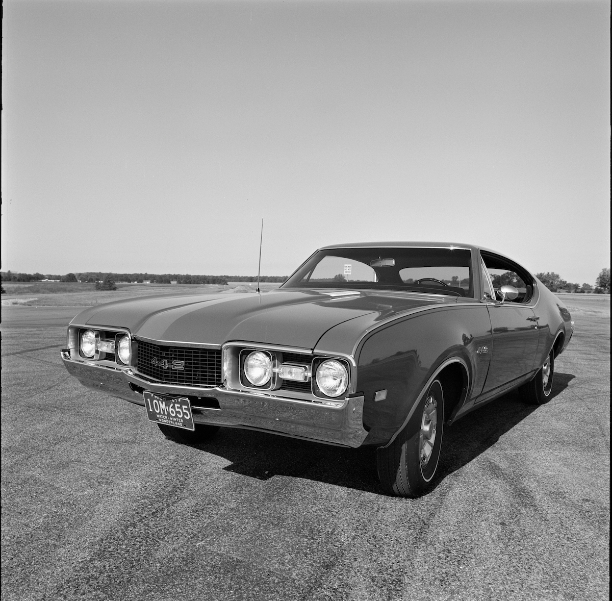 Why Is the 1971 Oldsmobile 442 So Sought After by Collectors?