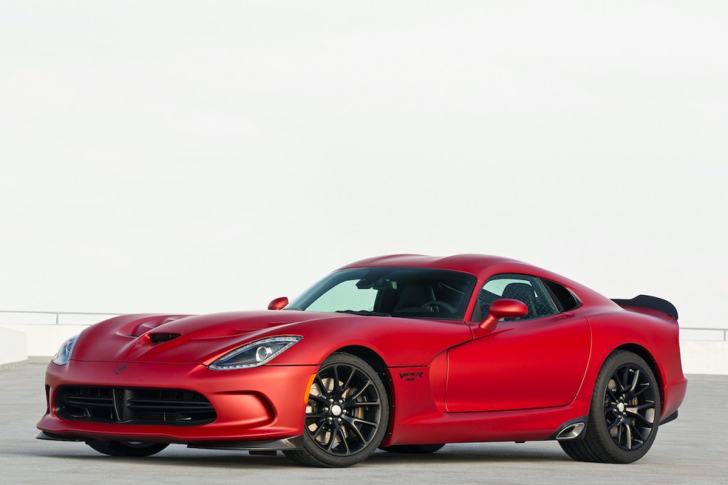 Dodge Managed to Sell 2 Brand-New Vipers in Q3 2020