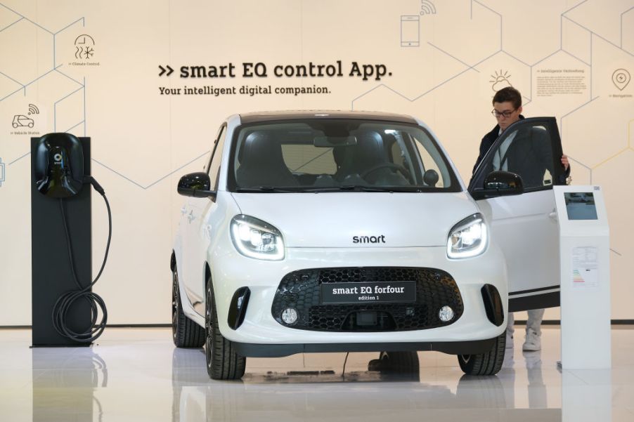 Jeep-Worthy Tasks You Didn't Expect From a Smart Car