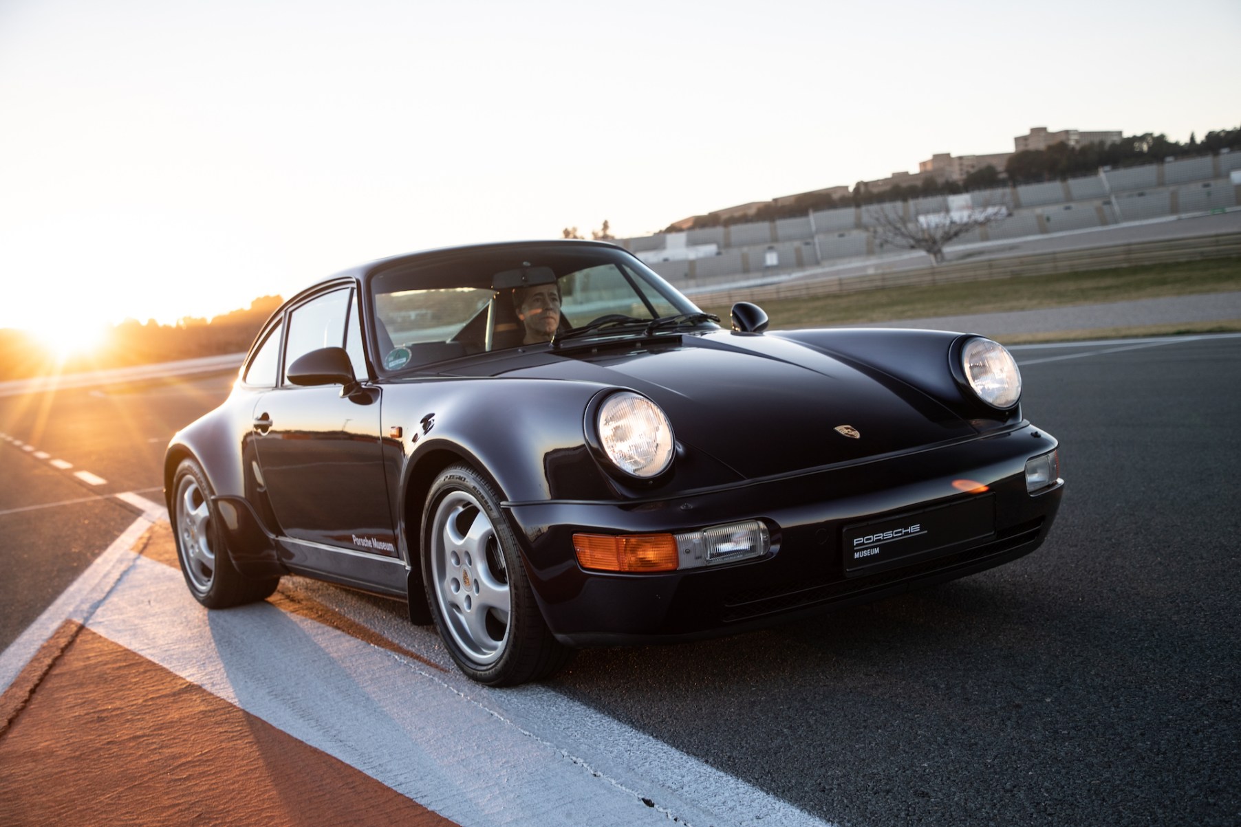You Should Daily Drive a Vintage Porsche 911