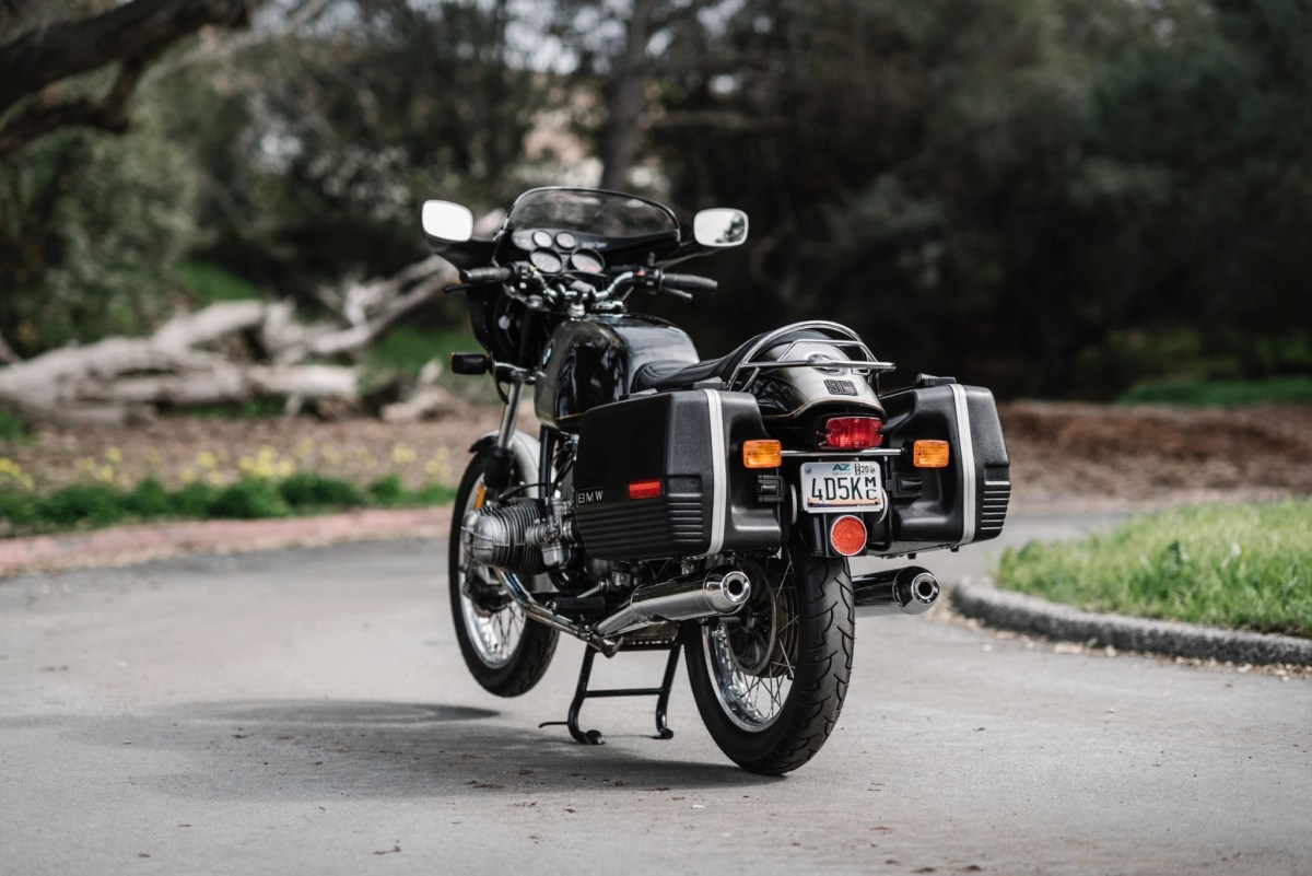 The BMW R90S Created Sport-Touring To Take on the CB750