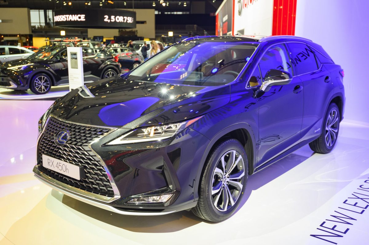 The Standard 2021 Lexus RX Is Safer Than Ever