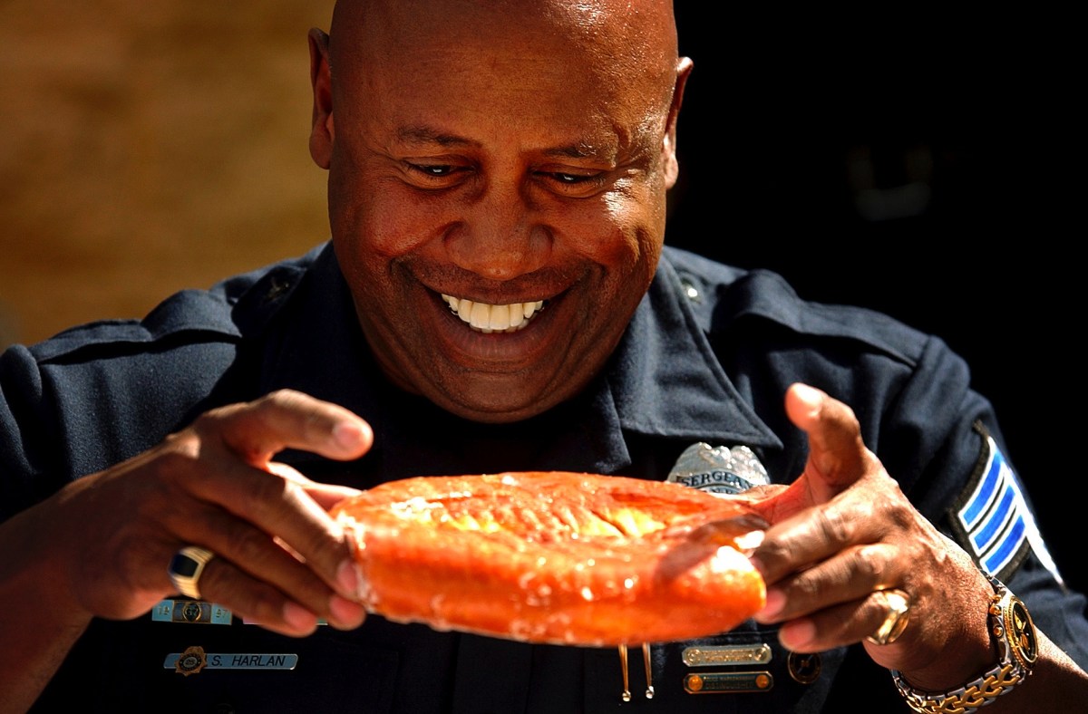 Is It True That Cops Like to Eat Donuts in Their Cars?