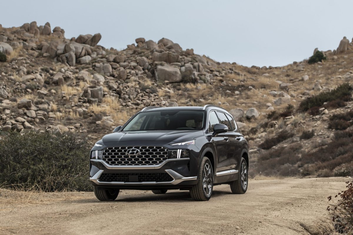 This Pricey 2021 Hyundai Santa Fe Model Rivals Some Luxury SUVs