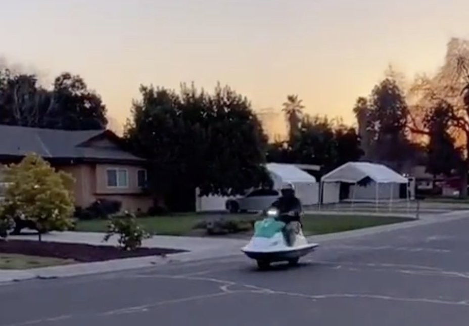 Converting Your Old Jet-Skis Into Scooters Is The Next Big Thing ...