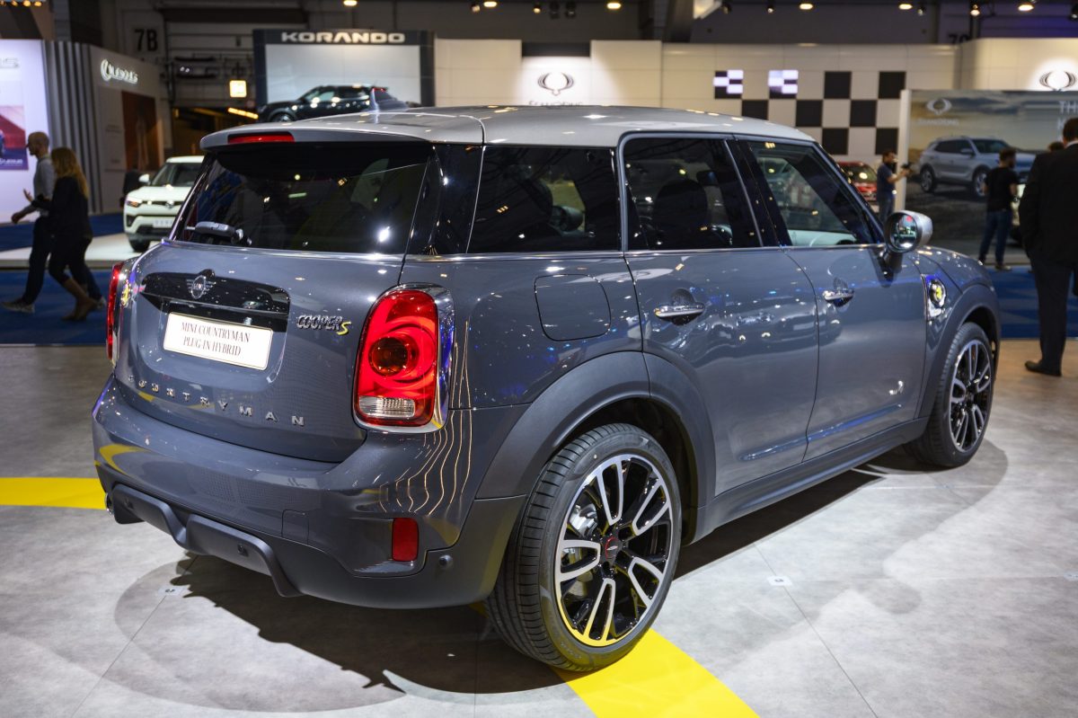 'Playful' Mini Cooper Countryman Pulls Onto This List of Sporty SUVs