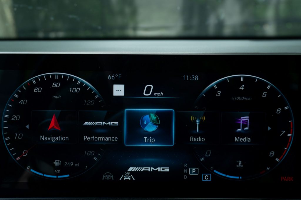 Is Mercedes' MBUX Infotainment System Easy to Use?