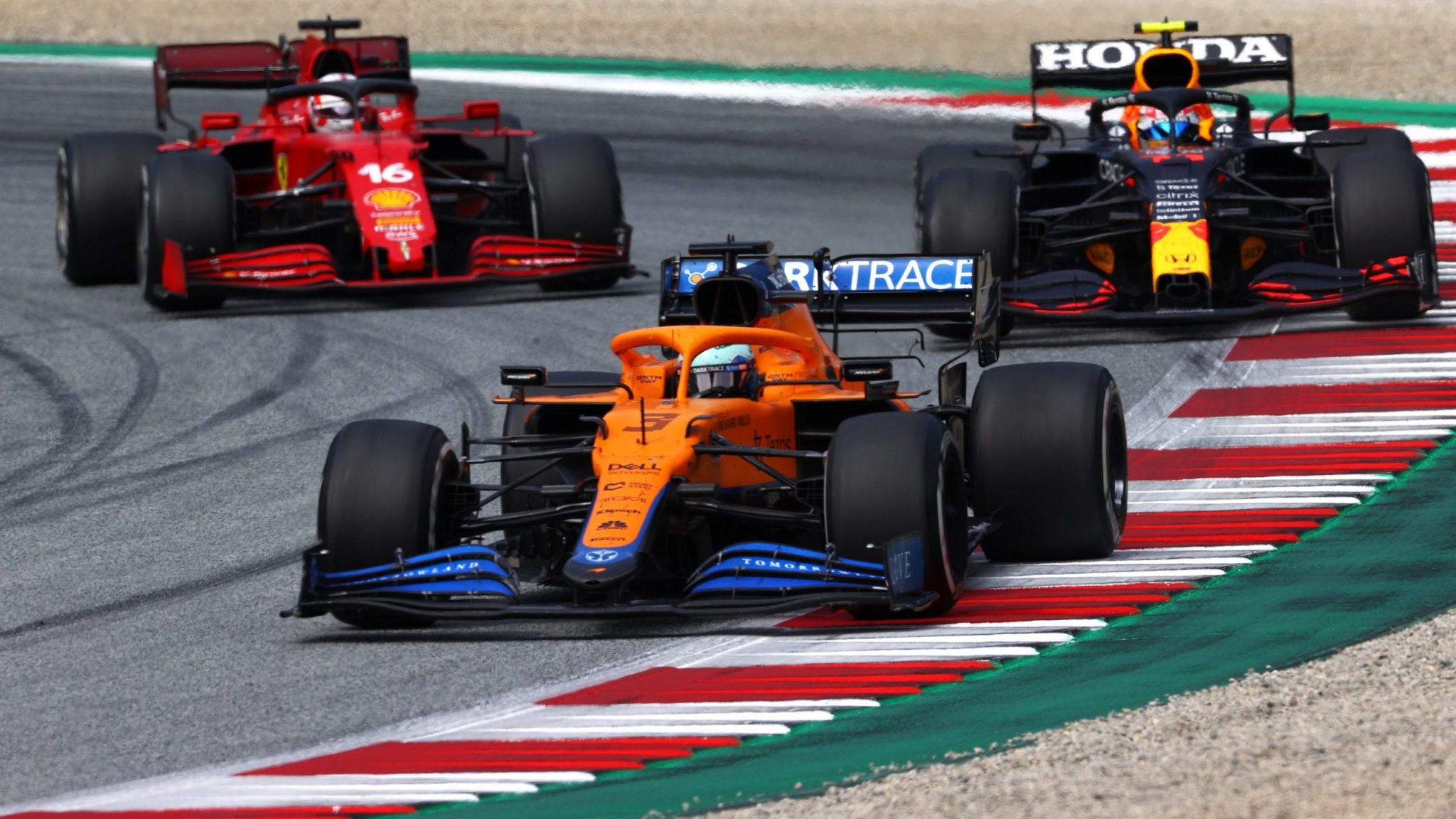 5 Racecar Driving Techniques That You Can Use Every Day