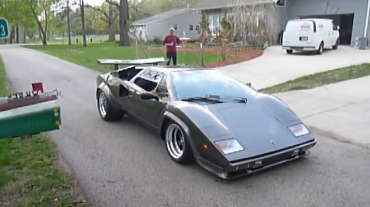 This Fake Lamborghini Countach Took 17 Years to Build in a Basement