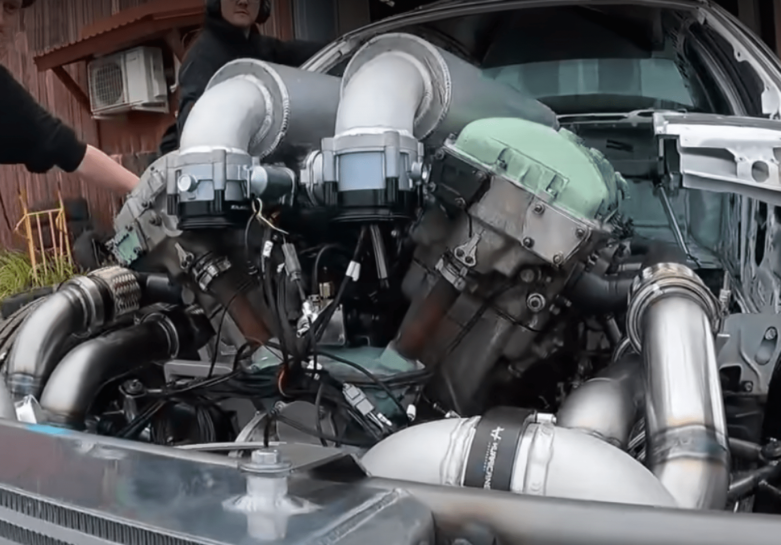 Inspiration: Let's All Run 12-Cylinder Tank Engines in Our Cars Like This