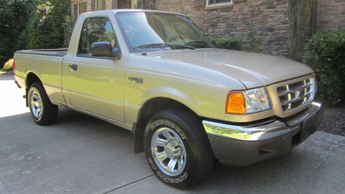 This 2001 Ford Ranger Just Sold for $23,000: Say, What?
