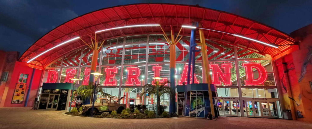 If You're in Florida and Love Classic Cars, Go Visit Dezerland