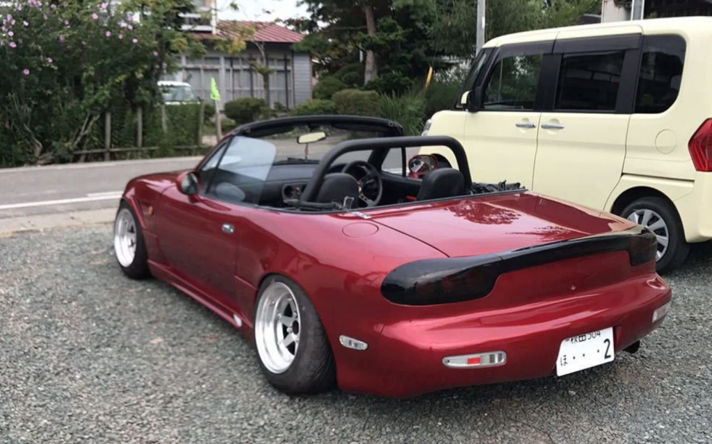 Mashup: Mazda Miata With An RX-7 Rear End-Looks Good - MotorBiscuit