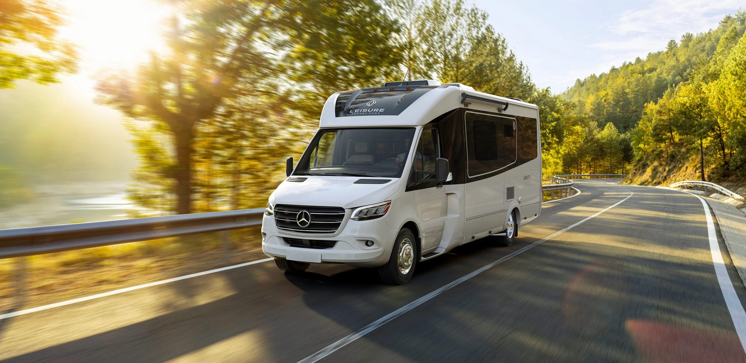 What Are the Best Small RVs For Couples?