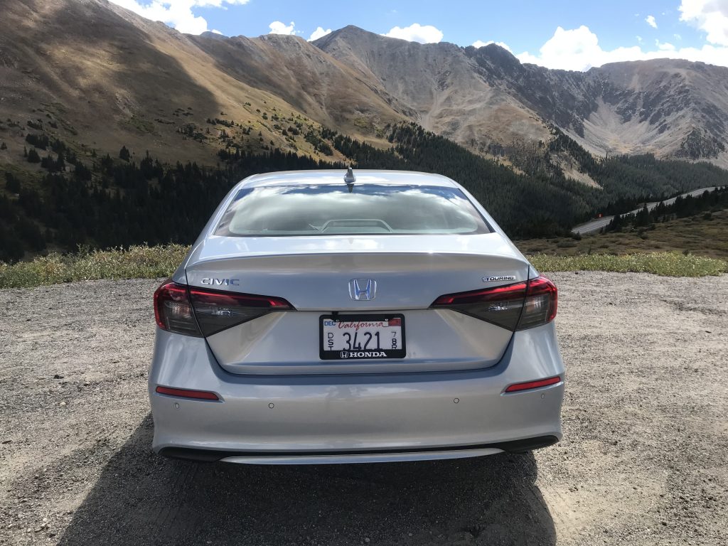 2022 Honda Civic Review, Pricing, and Specs