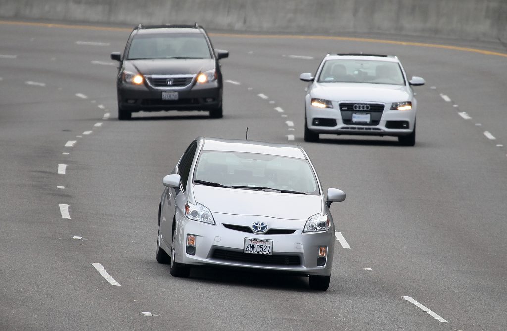 3 Tips for Driving Your Hybrid Car More Efficiently - MotorBiscuit