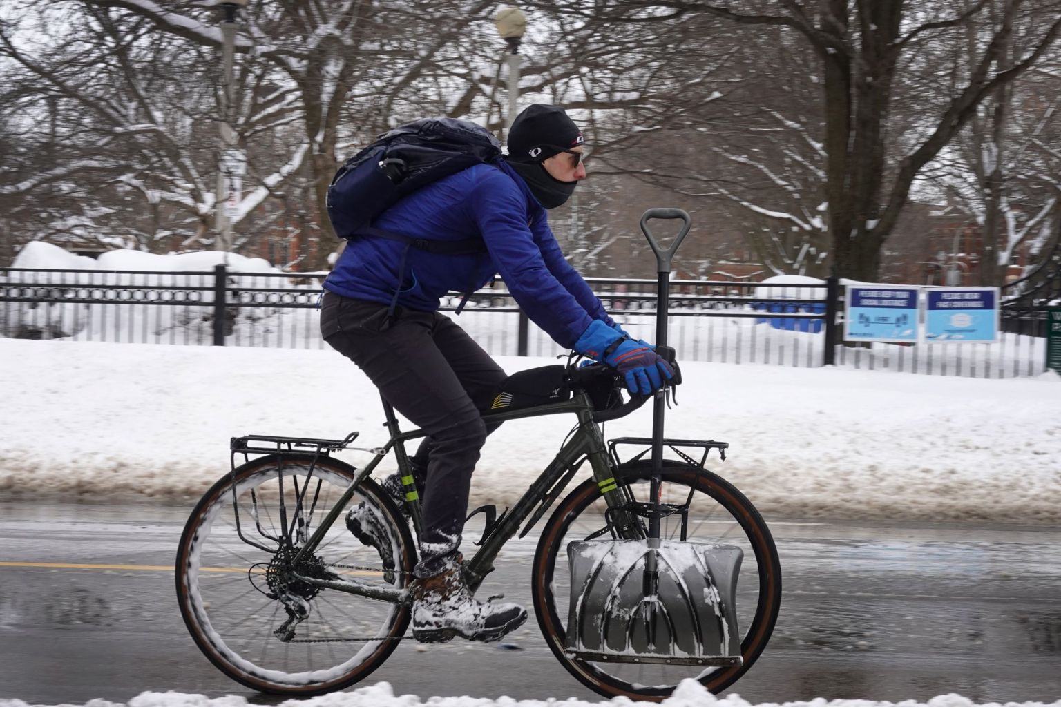 With the Right Cycling Gear, Cold Winter Weather Is Nothing to Fear