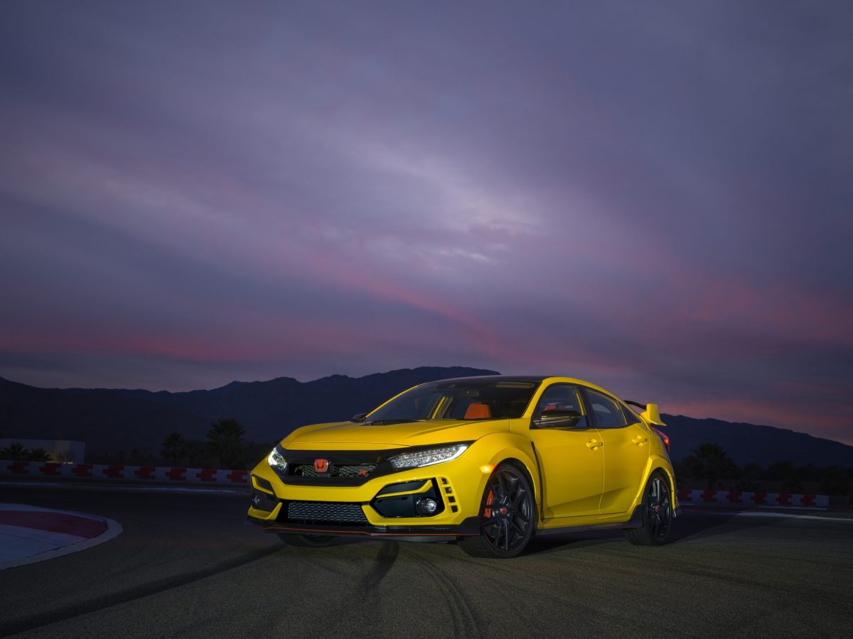 2021 Honda Civic Type R Sells for $102,000: Who Needs Money Anyways?