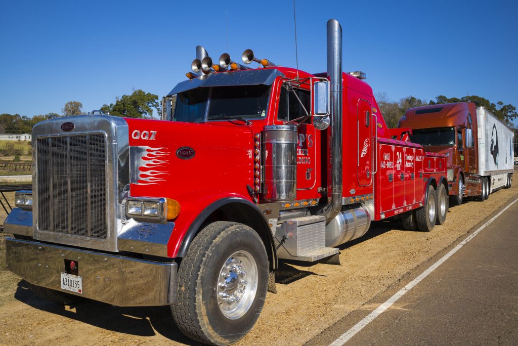 5 Ways You Can Customize a Semi-Truck - MotorBiscuit