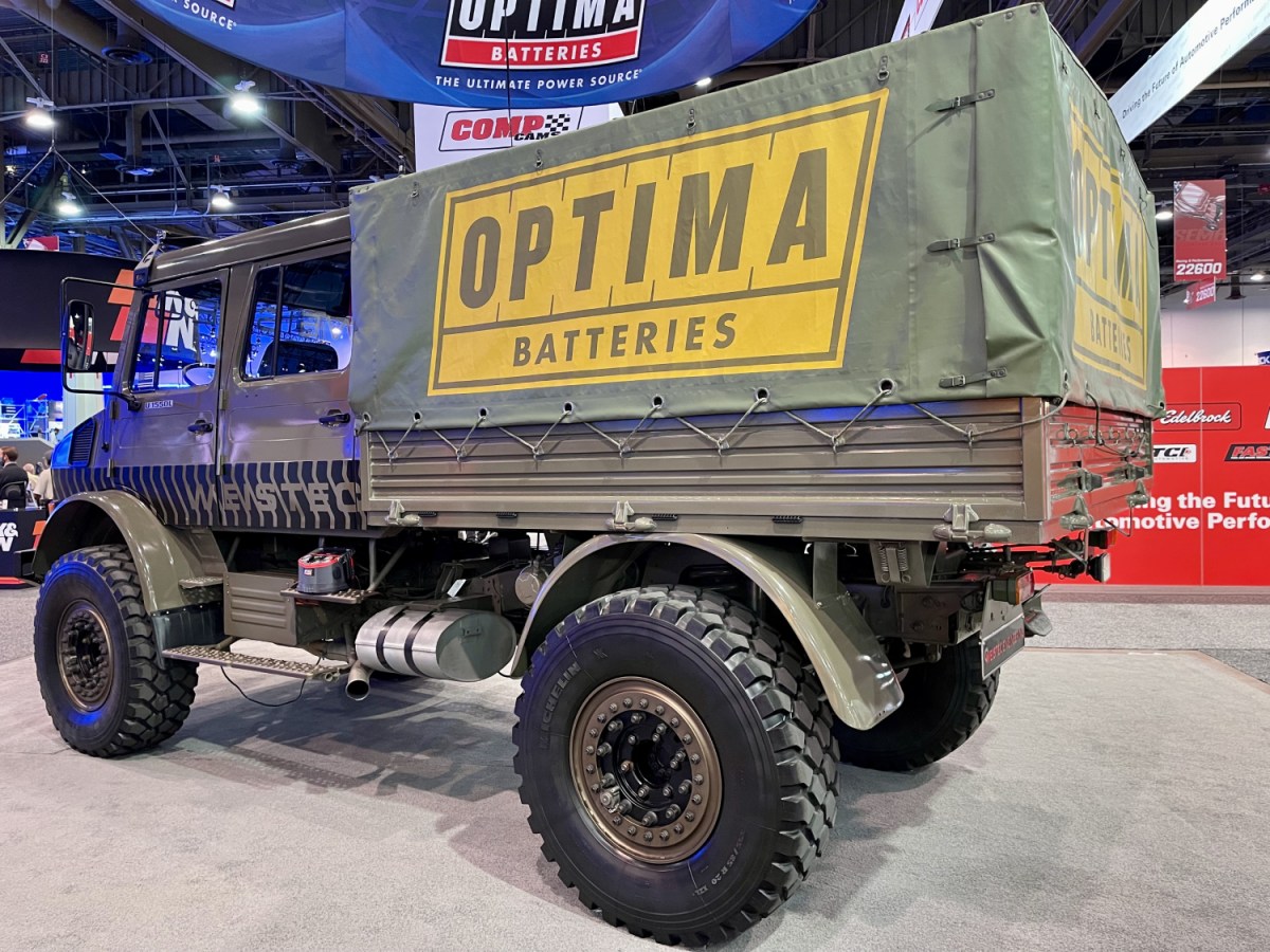 SEMA 2021: This Mercedes-Benz Unimog Lived on a Farm With Arnold ...