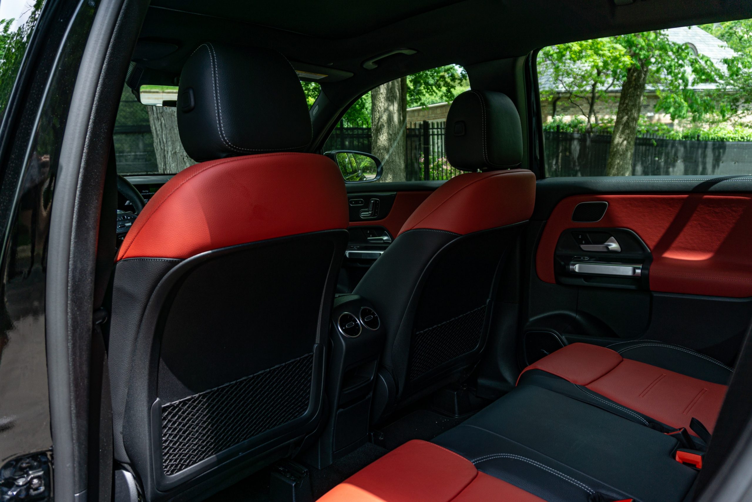 2021 Mercedes-AMG GLB 35 Review, Pricing, and Specs