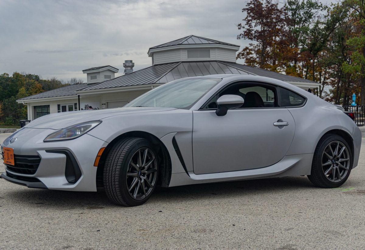 2022 Subaru BRZ vs. 2021 Toyota Supra 2.0: Which Sports Car Should You ...