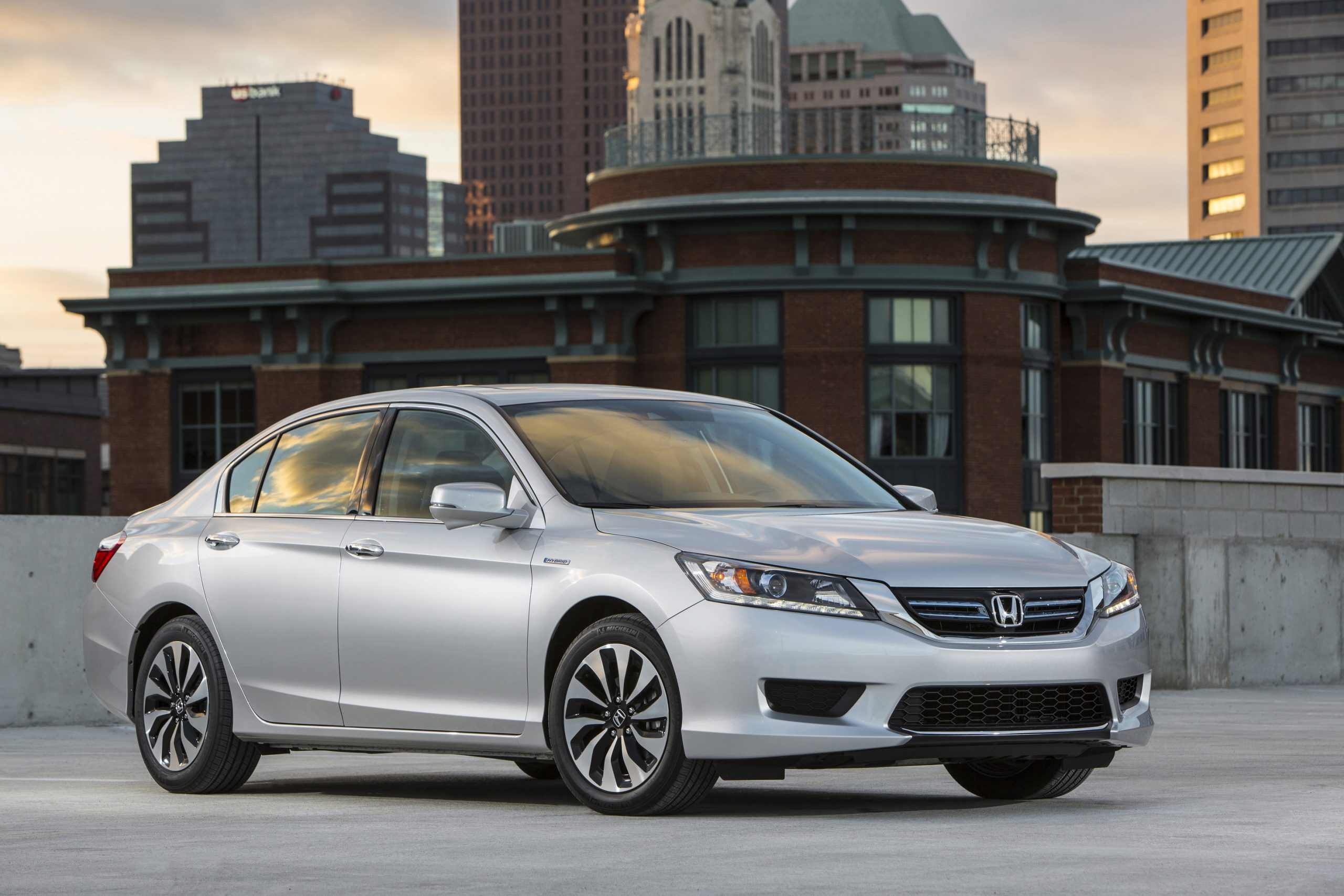Cheap Family Wheels: Autotrader's Best Used Sedans Under $15,000 ...