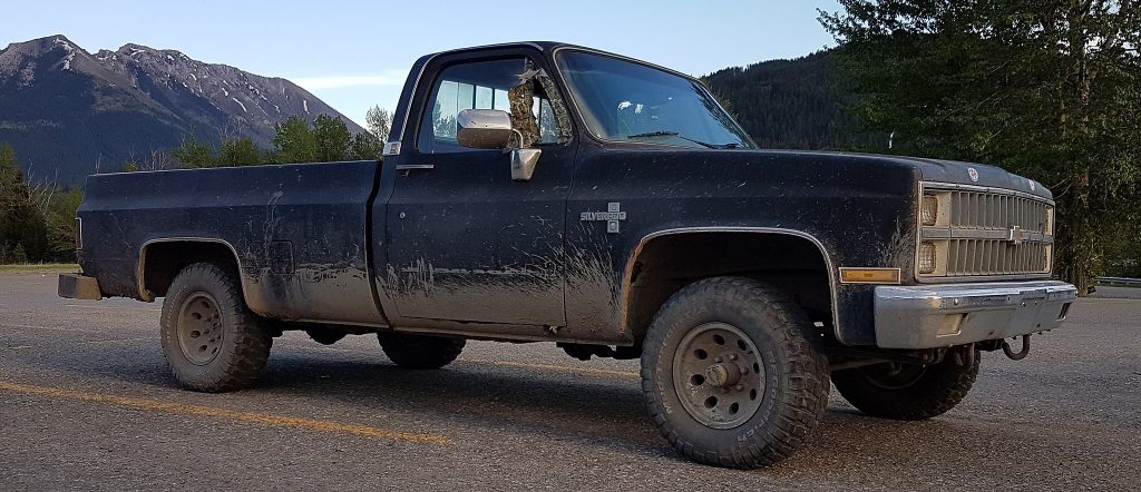 4 Classic Pickup Trucks That Are Still Cheap and Good for Hunting