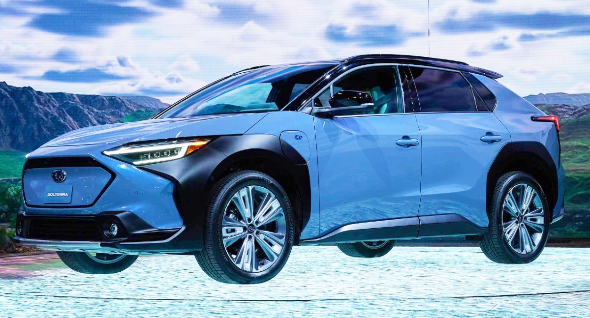 Here's Everything That a 2023 Subaru Solterra Limited Includes