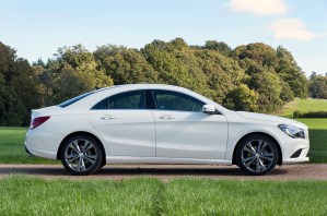 The Scientific Reason Why White Is the #1 Most Popular Car Color