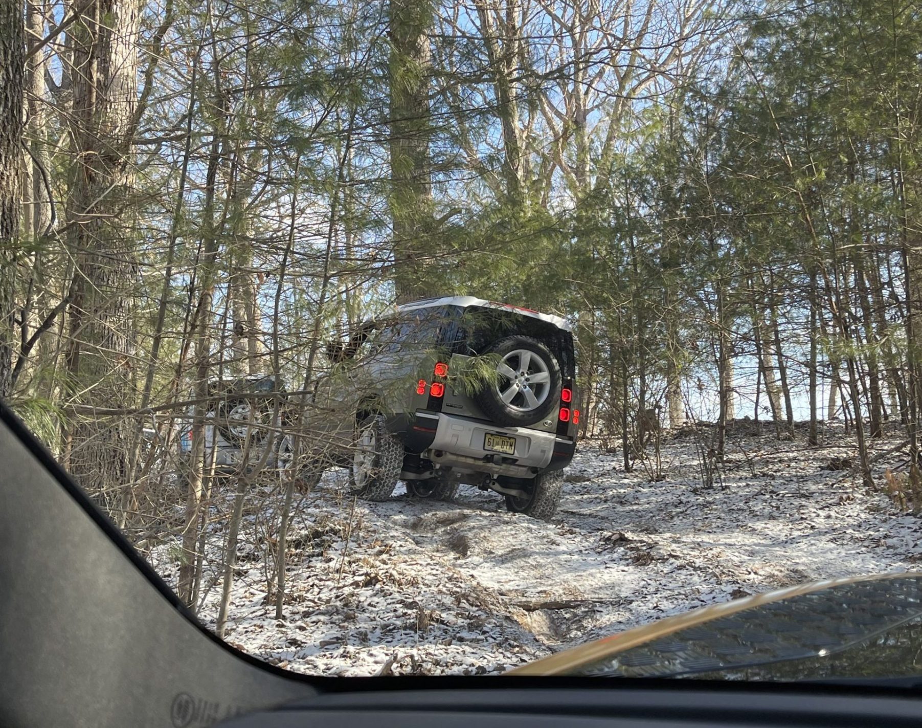 Land Rover Defender Above & Beyond Service Awards Go the Extra Mile