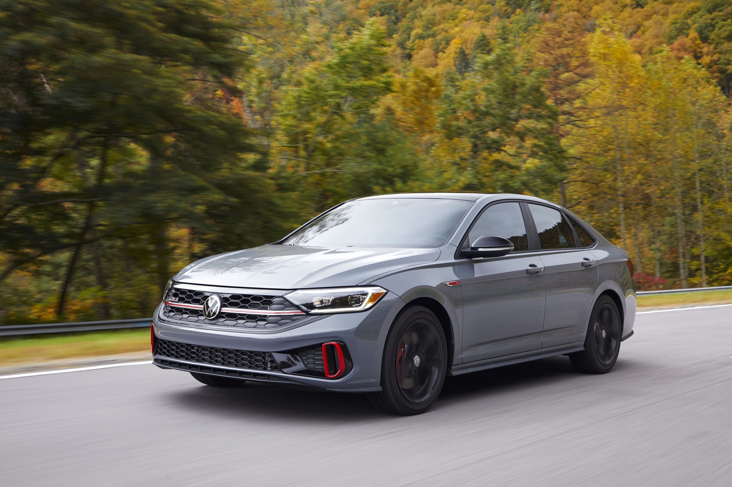 2022 Honda Civic Si and 2022 Volkswagen Jetta GLI Slug It Out