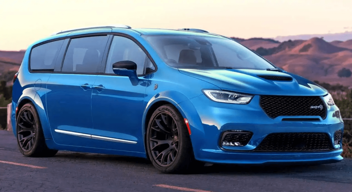 Monster Van Alert: The Chrysler Pacifica Hellcat Is Happening