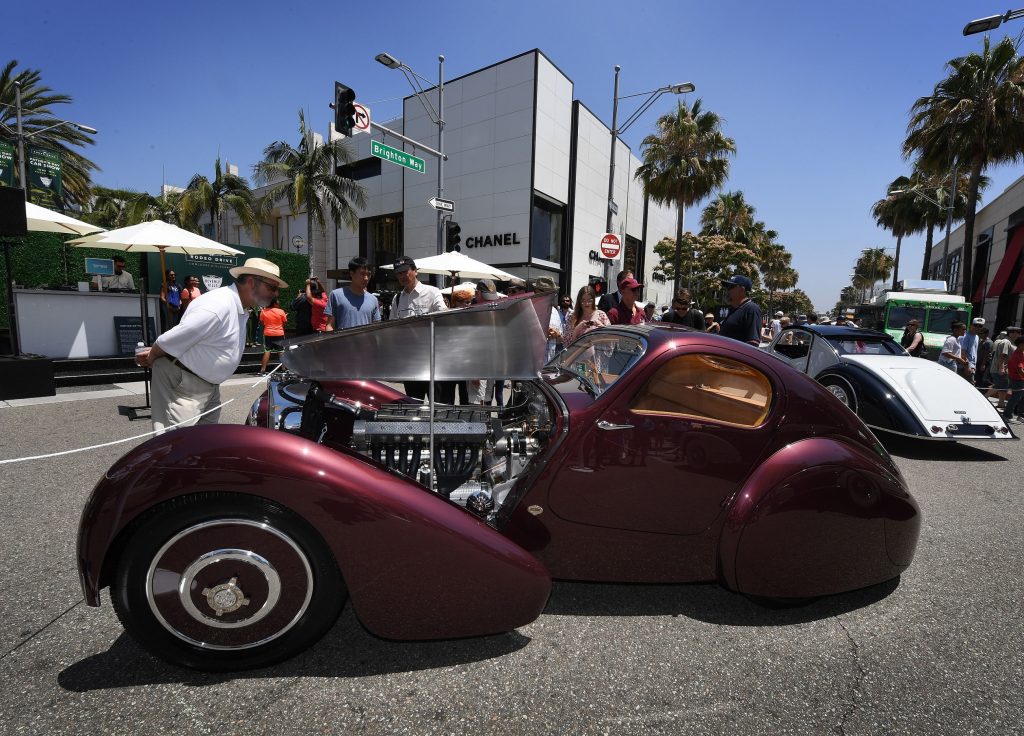 Jay Leno Plays Art Deco Racer in a 1931 Bugatti Type 51 Dubos Coupe ...