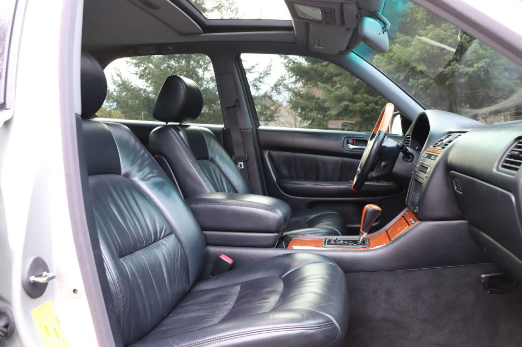 Cars & Bids Bargain of the Week: 2000 Lexus LS 400