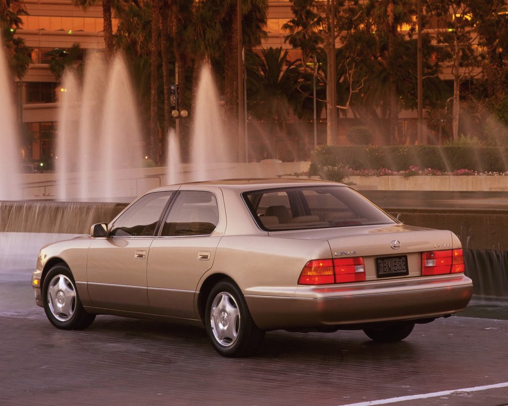 Cars & Bids Bargain of the Week: 2000 Lexus LS 400