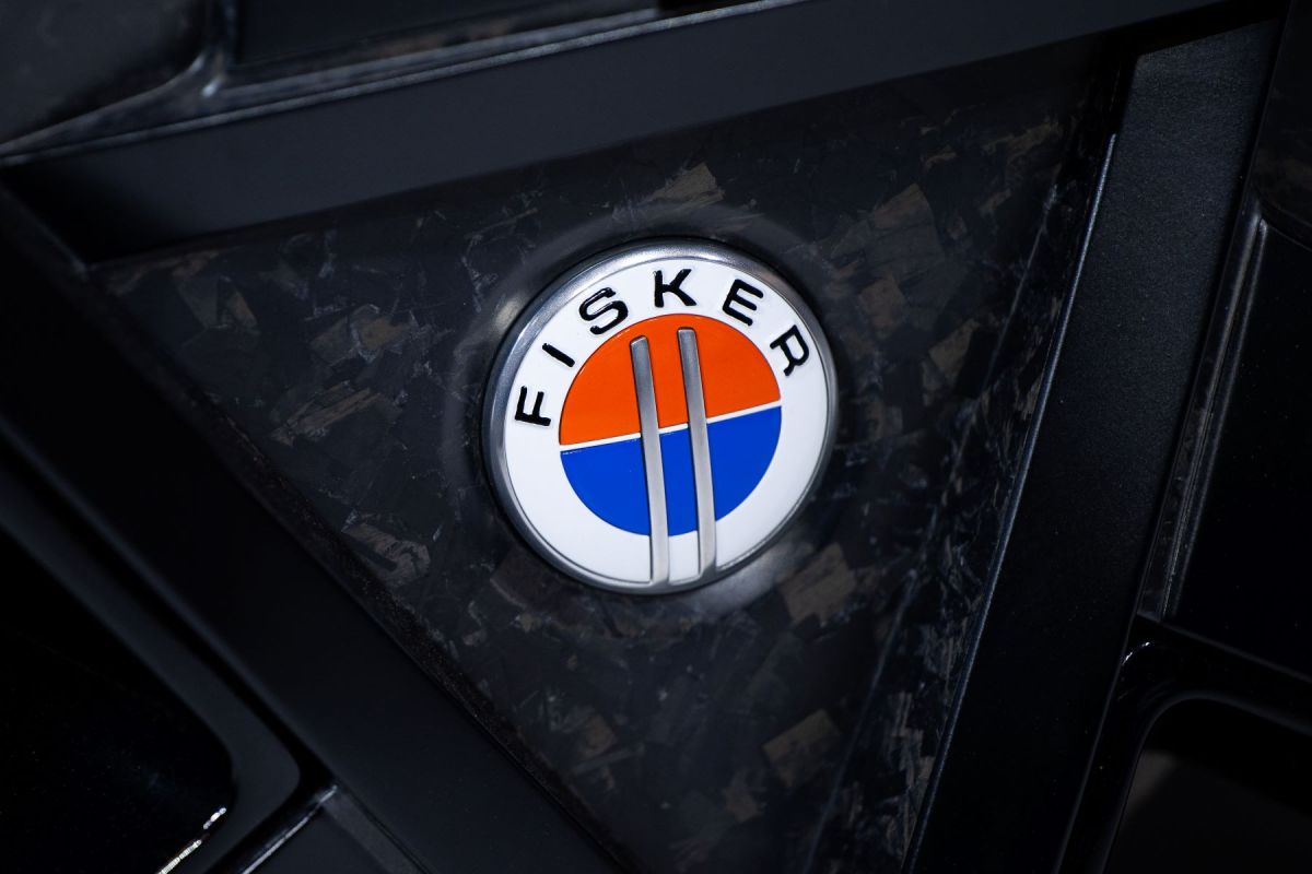 The 2023 Fisker Alaska Is a Tesla Cybertruck That Doesn't Look Terrible