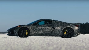 Chevy Corvette E-Ray 2023 Release Confirmed: Hybrid Specs, Expected ...