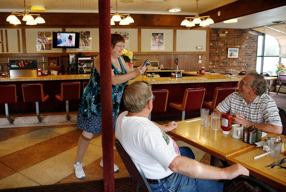 Road-Trip Icon Howard Johnson's Closes Last Restaurant